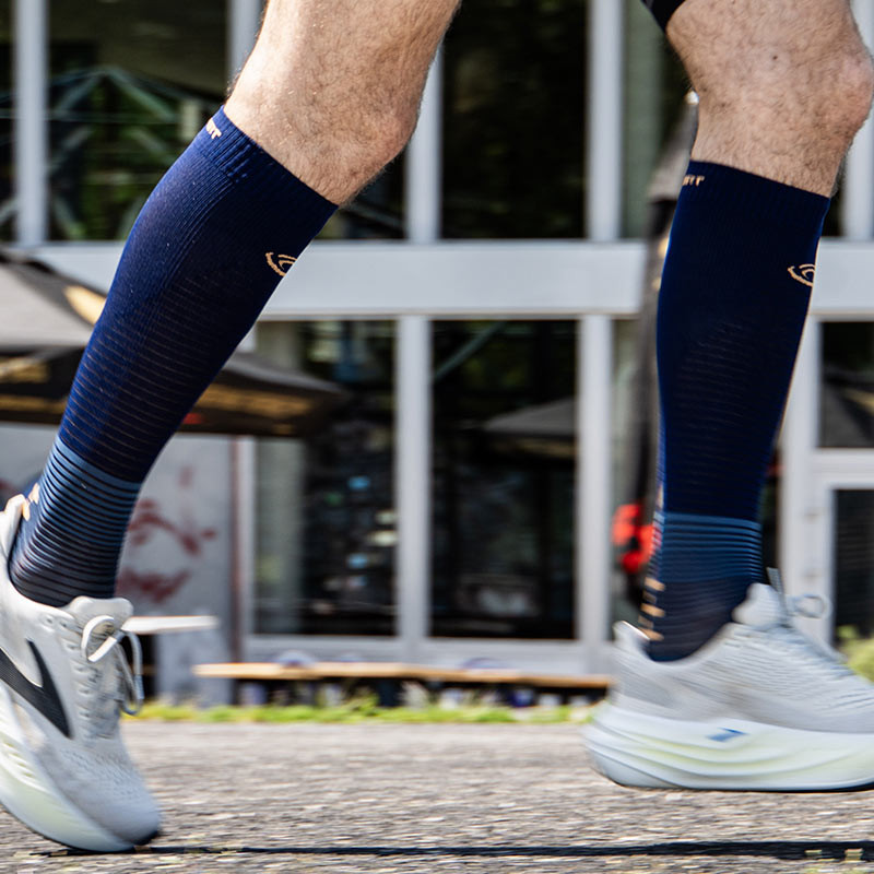 Blue Run marathon compression socks | Made in France